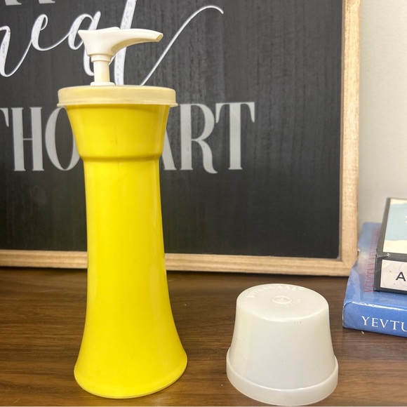 Tupperware | Dining | Vintage Tupperware Mustard Dispenser With Pump ...